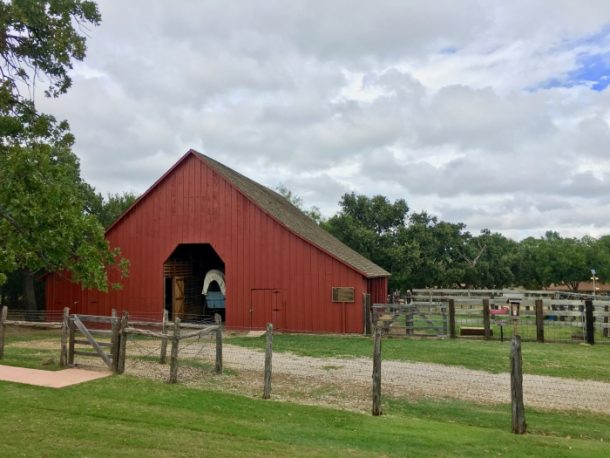 Walk through History in Grapevine, Texas | Backroad Planet